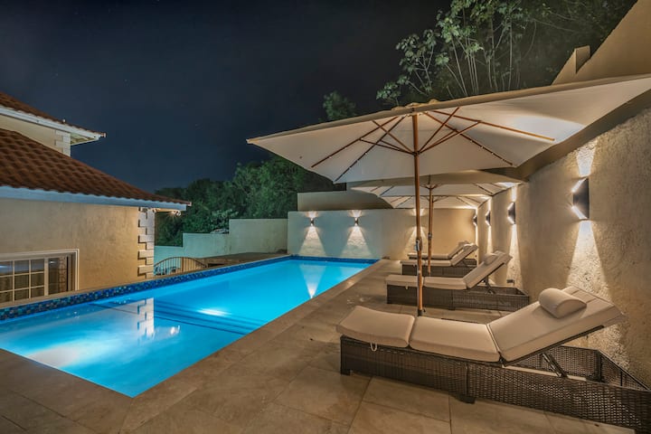 10 Mins To Airport•starlink•solar•water - Montego Bay