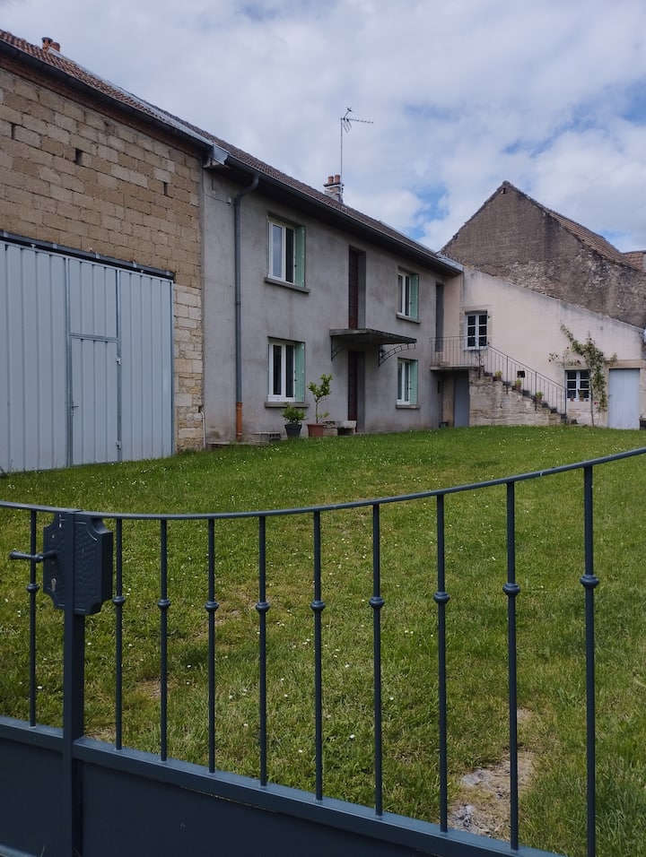 Maison De Campagne - ibis Dole Sud Choisey