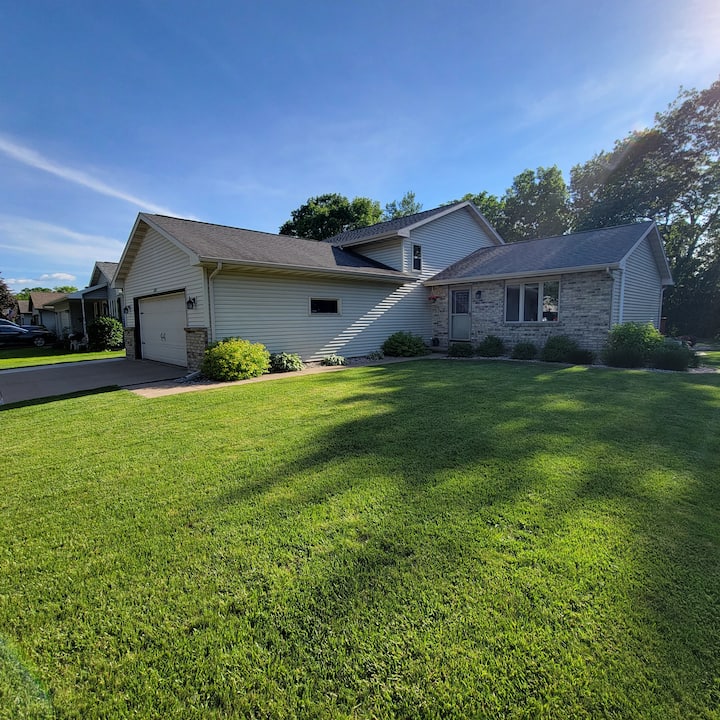 Wheatfield Way - Oshkosh, WI