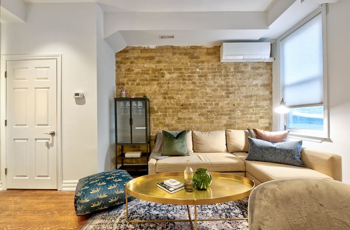 The Mitchell Haus-style In The Heart Of  Toronto - Toronto