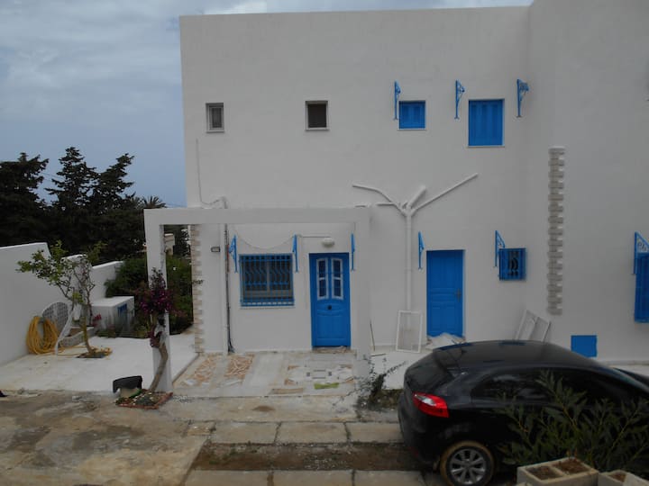 Villa "Dar May" - Tunisia