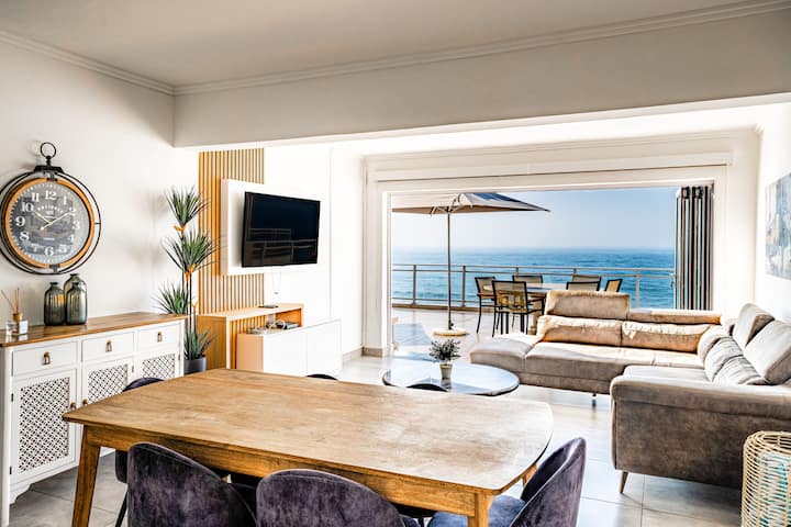 Tropical Beachfront Escape - Dolphin Coast