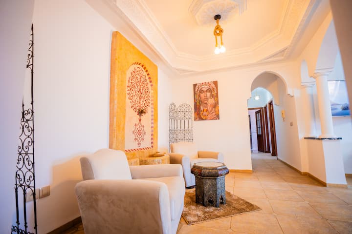 Charming Art-inspired Apartment - Marrakesh