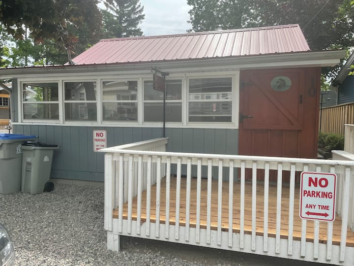 Campé Family Cottage Rental - Grand Bend