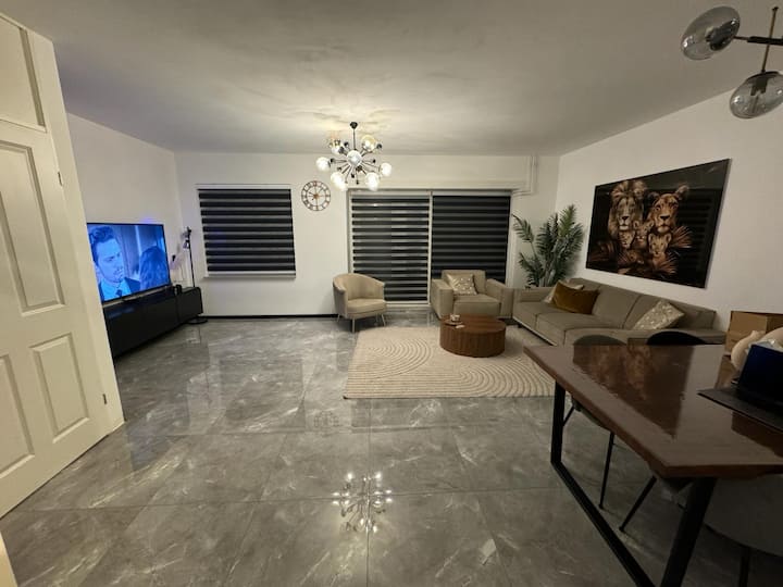 Big House Perfect For Long Stay - Alkmaar