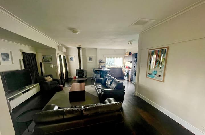 The Beaut-tee Spot - Mountain Creek Road