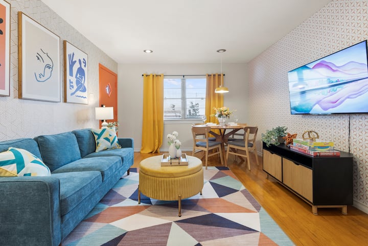 Funky Fiesta Flat-all King Beds-mins To Dt Dallas - 댈러스