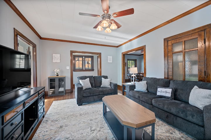 Spacious 2 Br Near Spooky Nook - Hamilton, OH