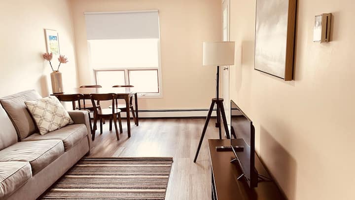 304 Cozy Mountain View 1br In Dt - Canmore
