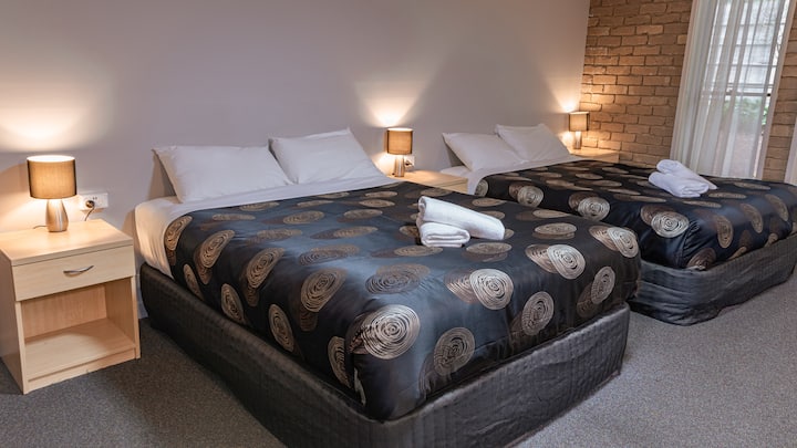 Family Studio Tropicana Motel Phillip Island - Phillip Island