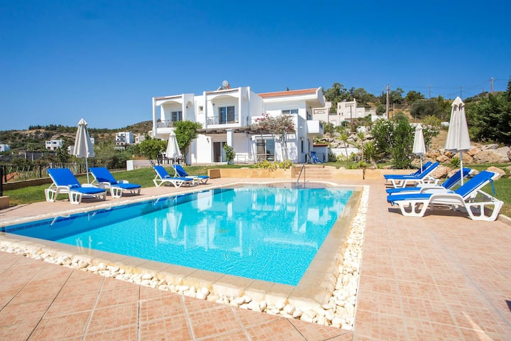 Villa Amadeus Kalathos Rhodes Sleeps 8 Guests Only - Lindos