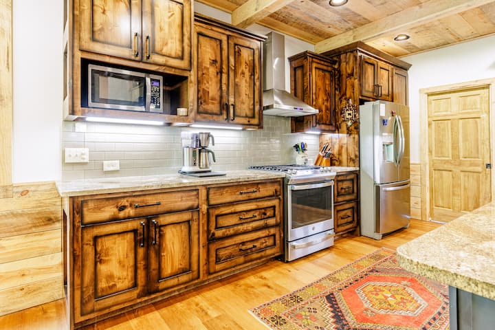 Nantahala River Retreat - Robbinsville, NC