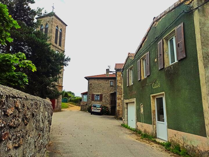 Charmante Maison De Campagne - Saint-Victor