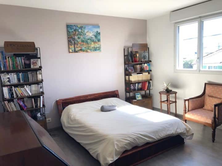 Chambre Spacieuse, Maison Chaleureuse, Au Calme ! - Juan-les-Pins