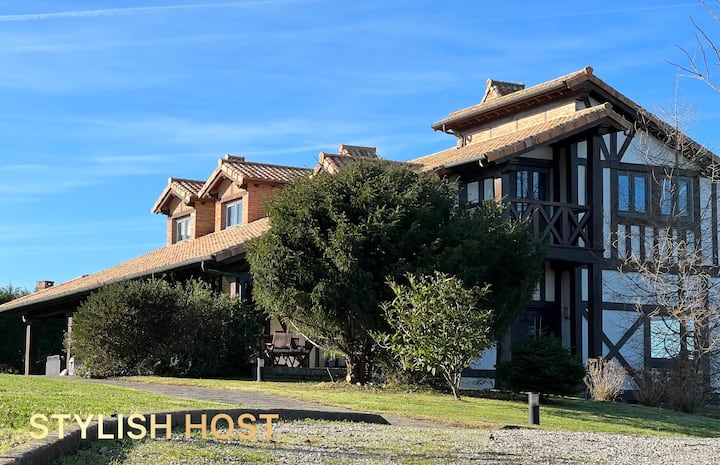 Villa Al Mar, Finca Stylish Host - Santillana del Mar