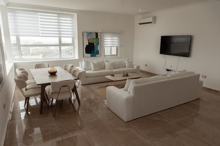 4br Luxury Penthouse - Accra