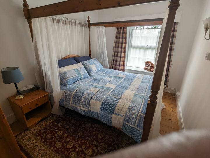 Friendly Room With Farmhouse Living - Pembrokeshire