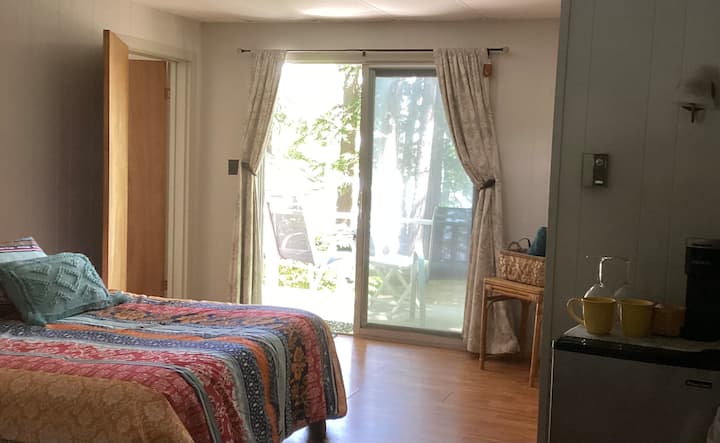Adorable 1 Br Suite On The Lake - Wolfeboro, NH