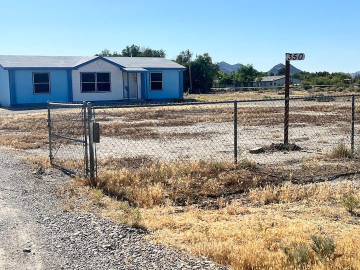 Death Valley 3bd/2ba W/ Kitchen - Pahrump, NV