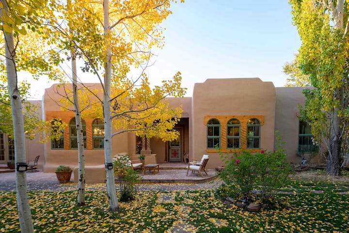 Casa Sara - Taos Ski Valley, NM