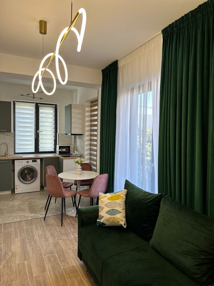 Sicant Apartments 02 - Self Check-in - Constanța