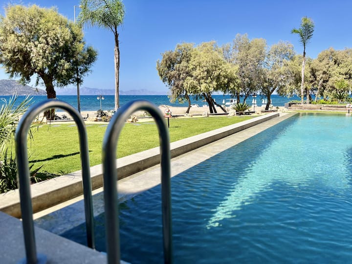 * * Solt Suites 14 * ÖZel Konum | Havuz | Plaj - Turgutreis