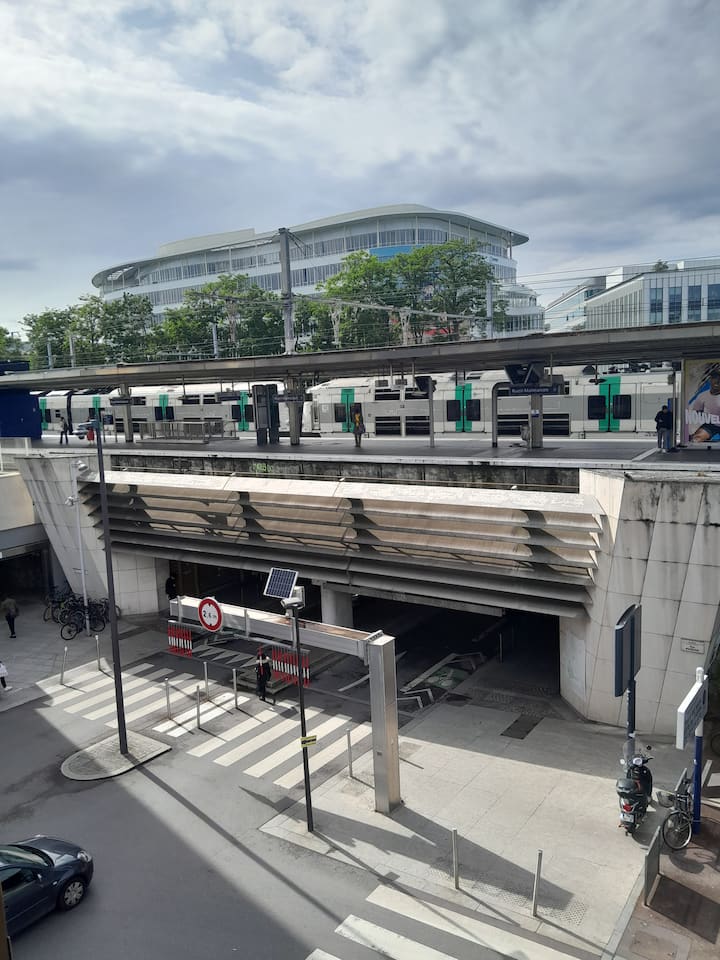 Appart. Situé à La Gare - Rueil-Malmaison