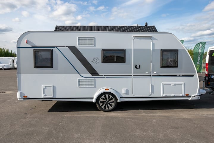 Asuntovaunu Vuokralle Yösijaksi. - Lahti