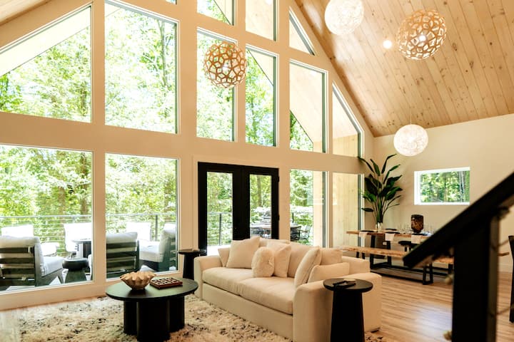 0.5 Mi To Strip, King En-suite, Hot Tub &Theater - Gatlinburg, TN