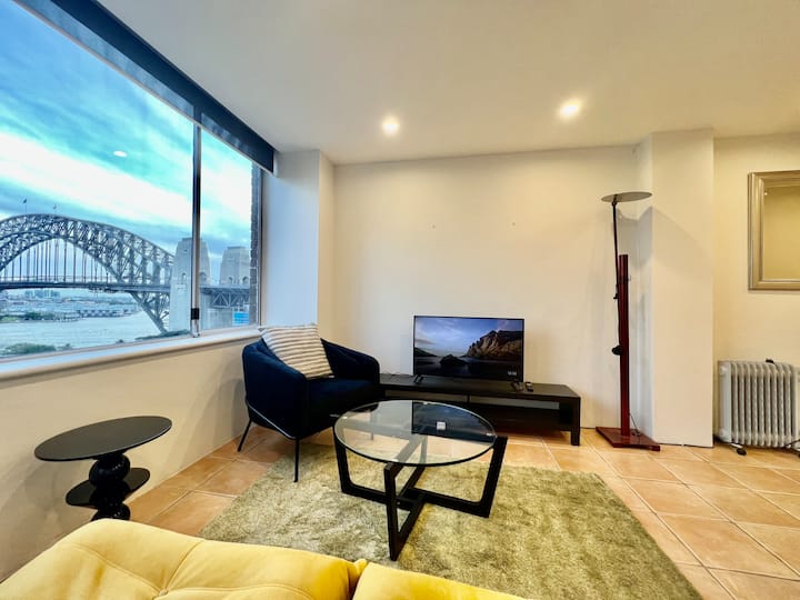 Bridge & Operahouse Views 2bd Apt In Kirribilli - Sydney
