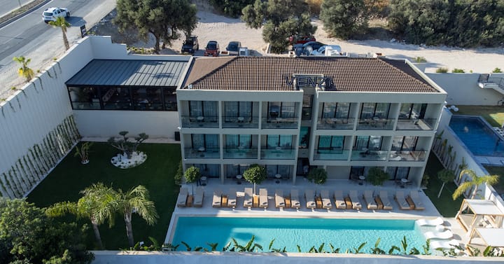 Venzi Otel Içinde Deluxu Oda - Çeşme