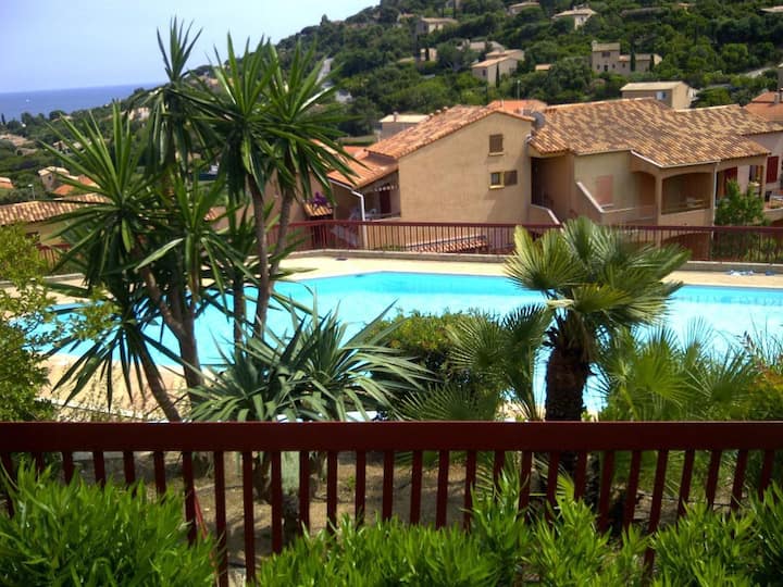 Joli Duplex T2 Avec Vue Mer Et Piscine - Cavalaire-sur-Mer