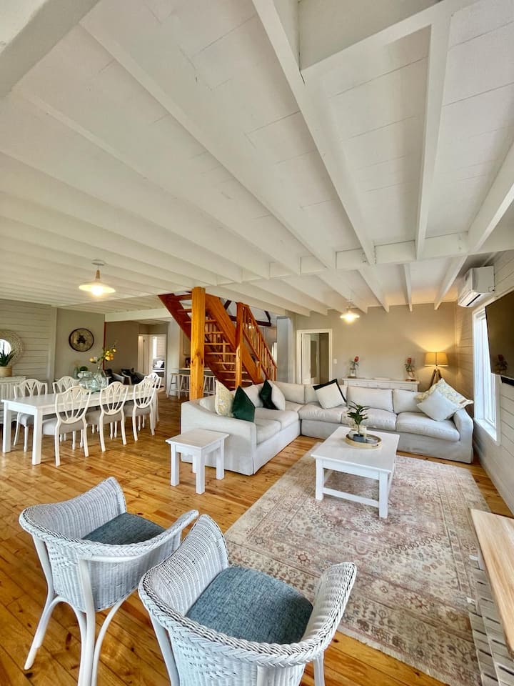 Living The Breede-wooden House - Malgas