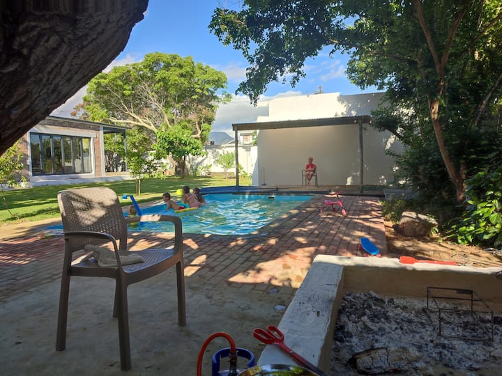 Perfect Holiday Home With Pool - Hermanus