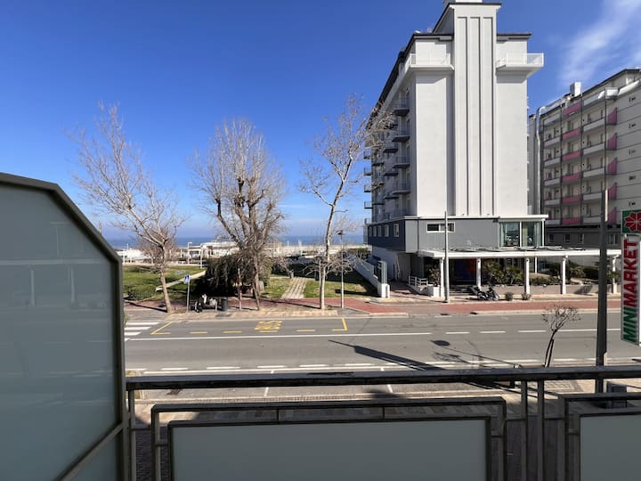 Nettuno - Quadrilocale - Riccione