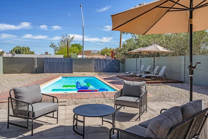 Family & Pet-friendly Pool Oasis - 투손