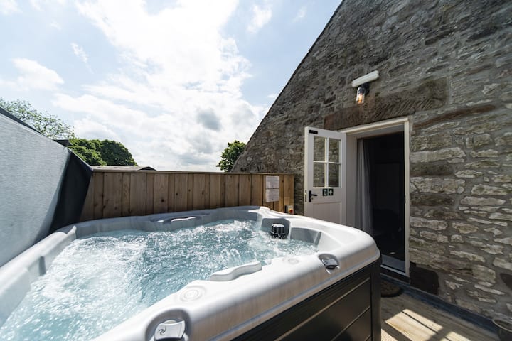 Hayloft In The Peak District - Hartington