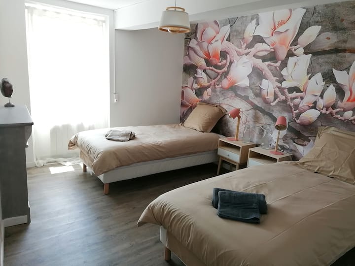 1 Chambre, Piscine. Salon Et Kitchenette Privée . - Limoux