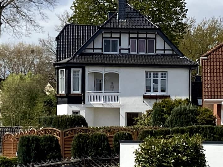 Wohnung In Stilvoller Villa - Schwerte