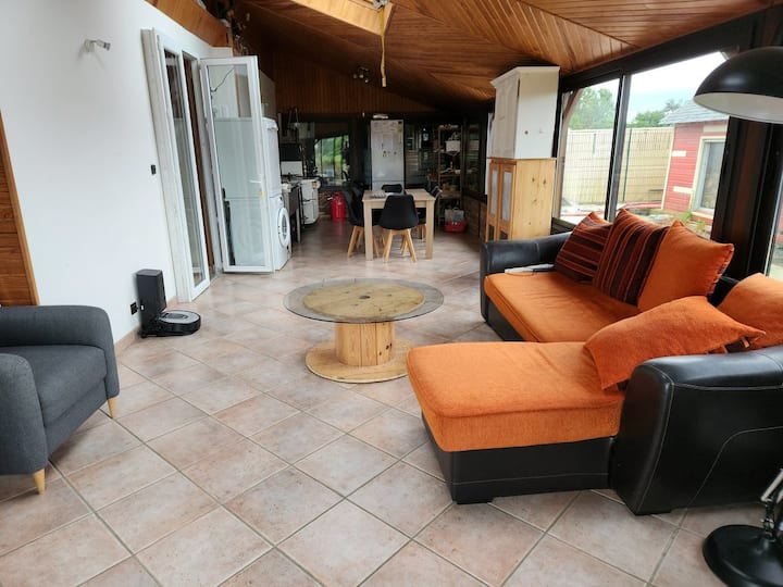 Chambre Meublée à La Campagne - H - Châteaubourg