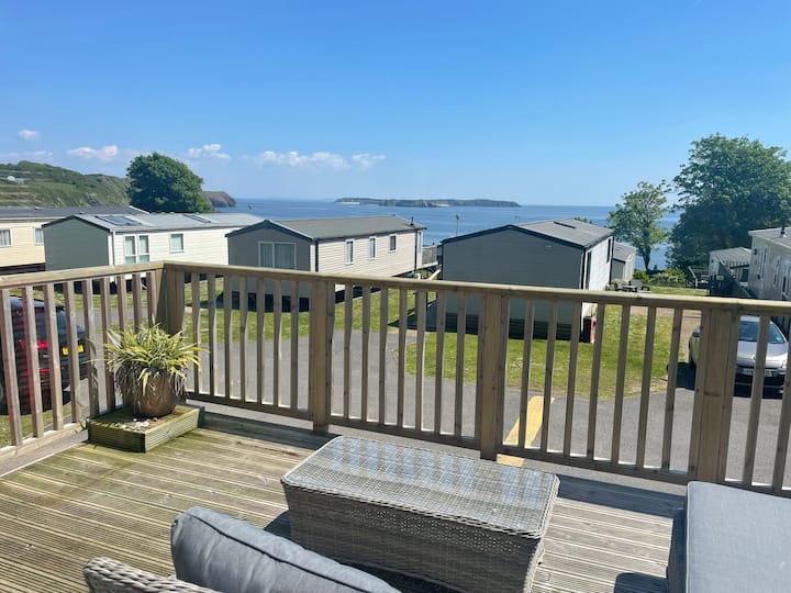 307 Bay View - Tenby