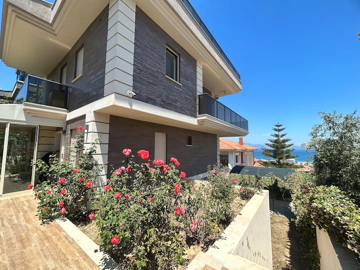 Dubleks Ev - ÇEşme Boyalık - Çeşme
