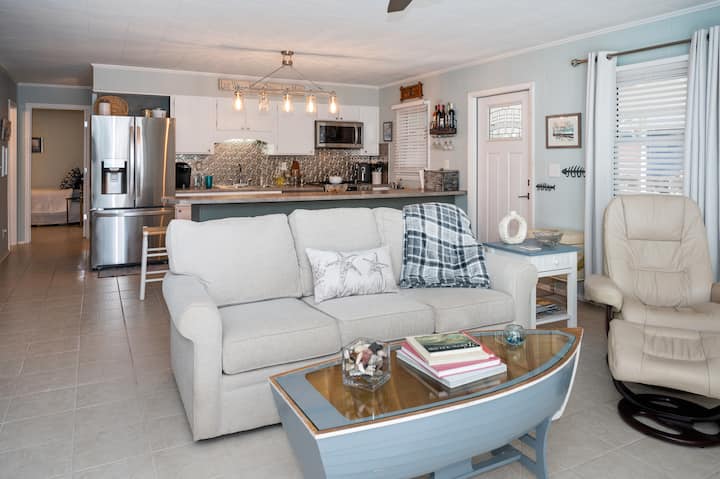 Mermaid Pad - Oak Island, NC