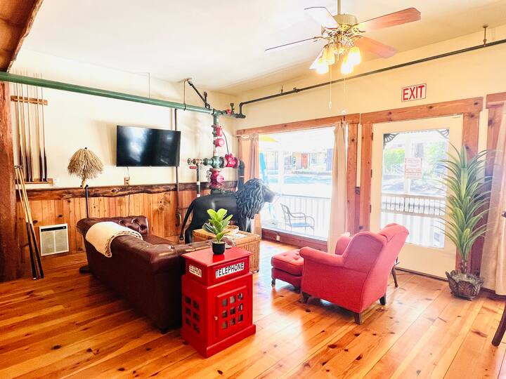 Poetic Prime Suite W/ Clawfoot Tub+kitchen Use - Placerville, CA