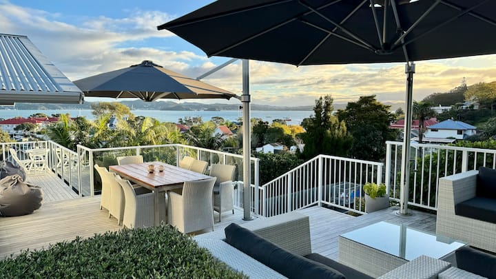 Russell Penthouse - New Listing! - Russell