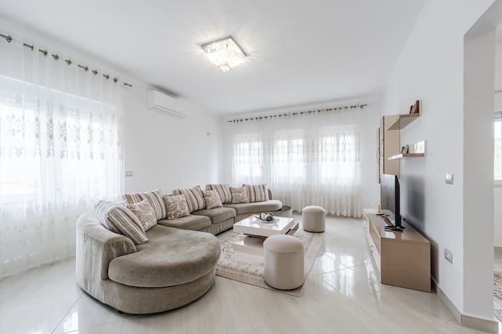 Hometown Apartment | 1 - Albanien