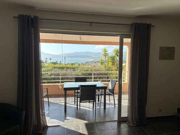 Maison Avec Vue Mer Proche Plage - Ajaccio