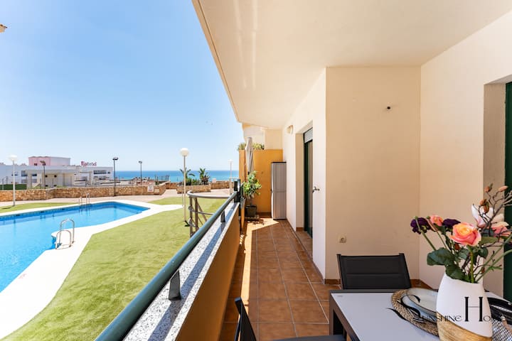 Elegant 2 Bed 2 Bath Apartment, Pool Views Parking - Benalmádena
