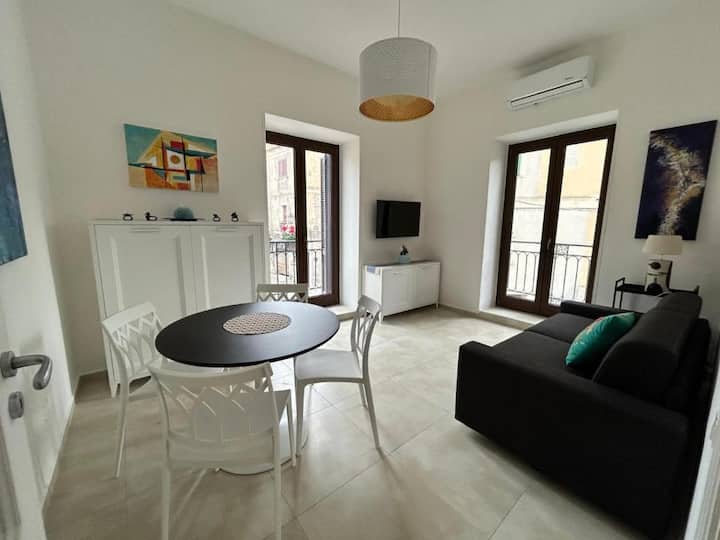 Palazzo Sandù - Casa In Centro, Parcheggio Privato - Tortora Marina