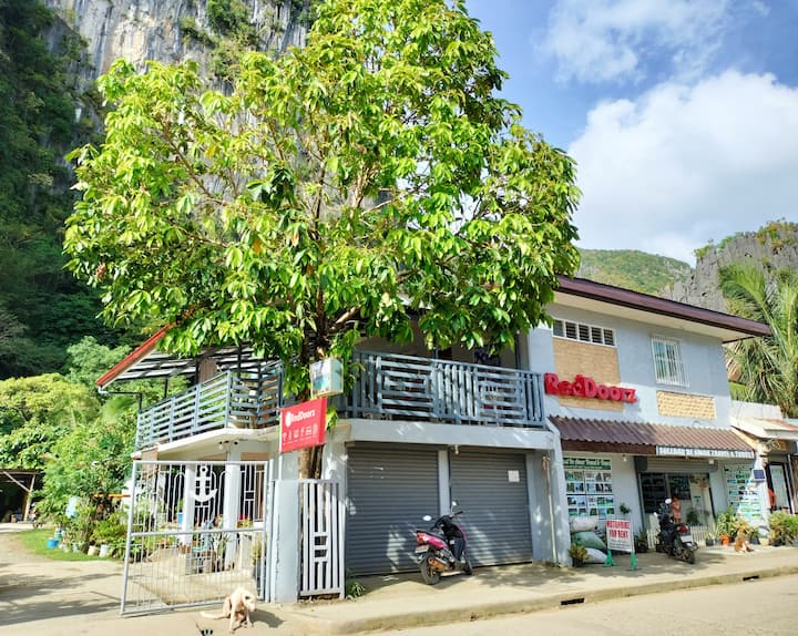 Bunakidz Lodge Budget Triple Rm - 엘니도